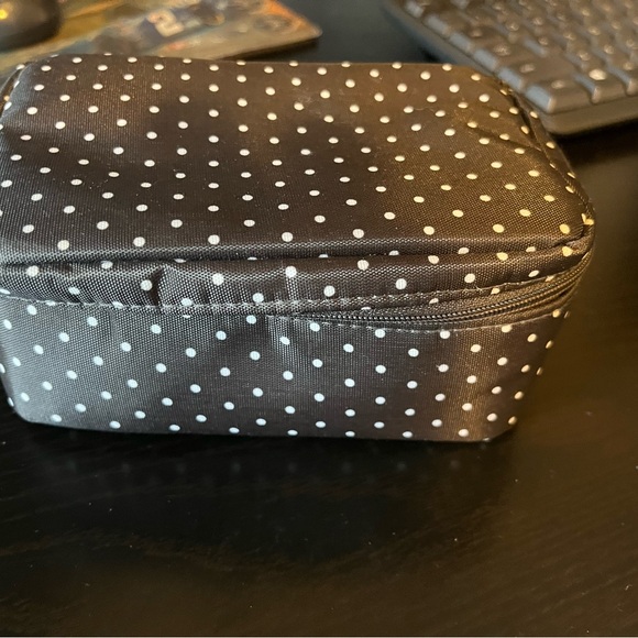 thirty-one | Bags | Thirtyone Black And White Polka Dot Baubles And ...